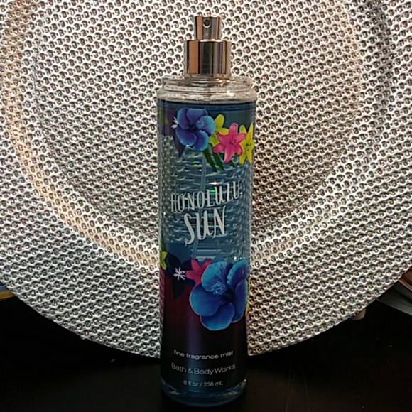 Bath & Body Works | Other | Bath Body Works Honolulu Sun Spray | Poshmark